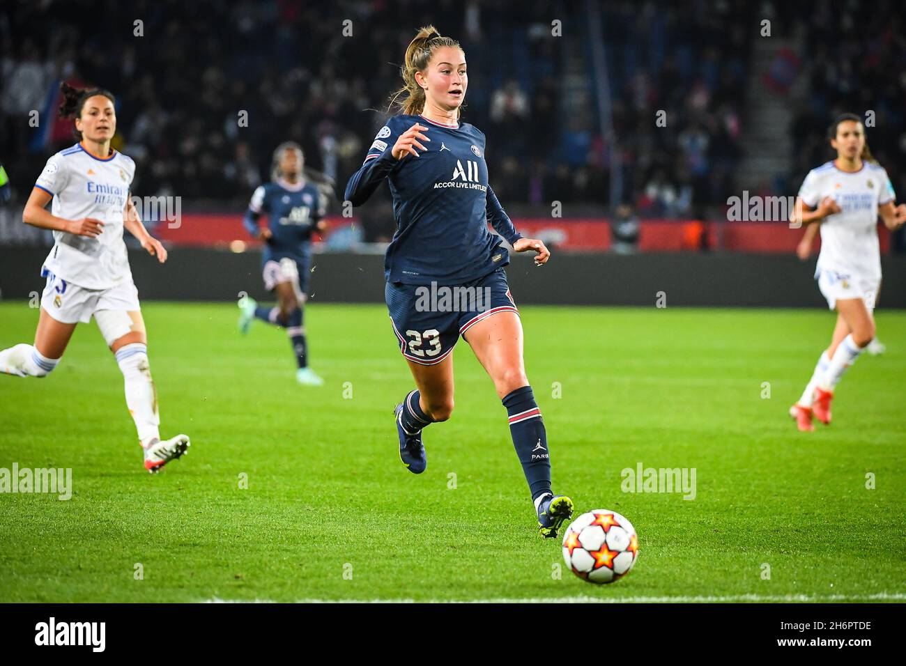 Jordyn huitema psg hi-res stock photography and images - Alamy