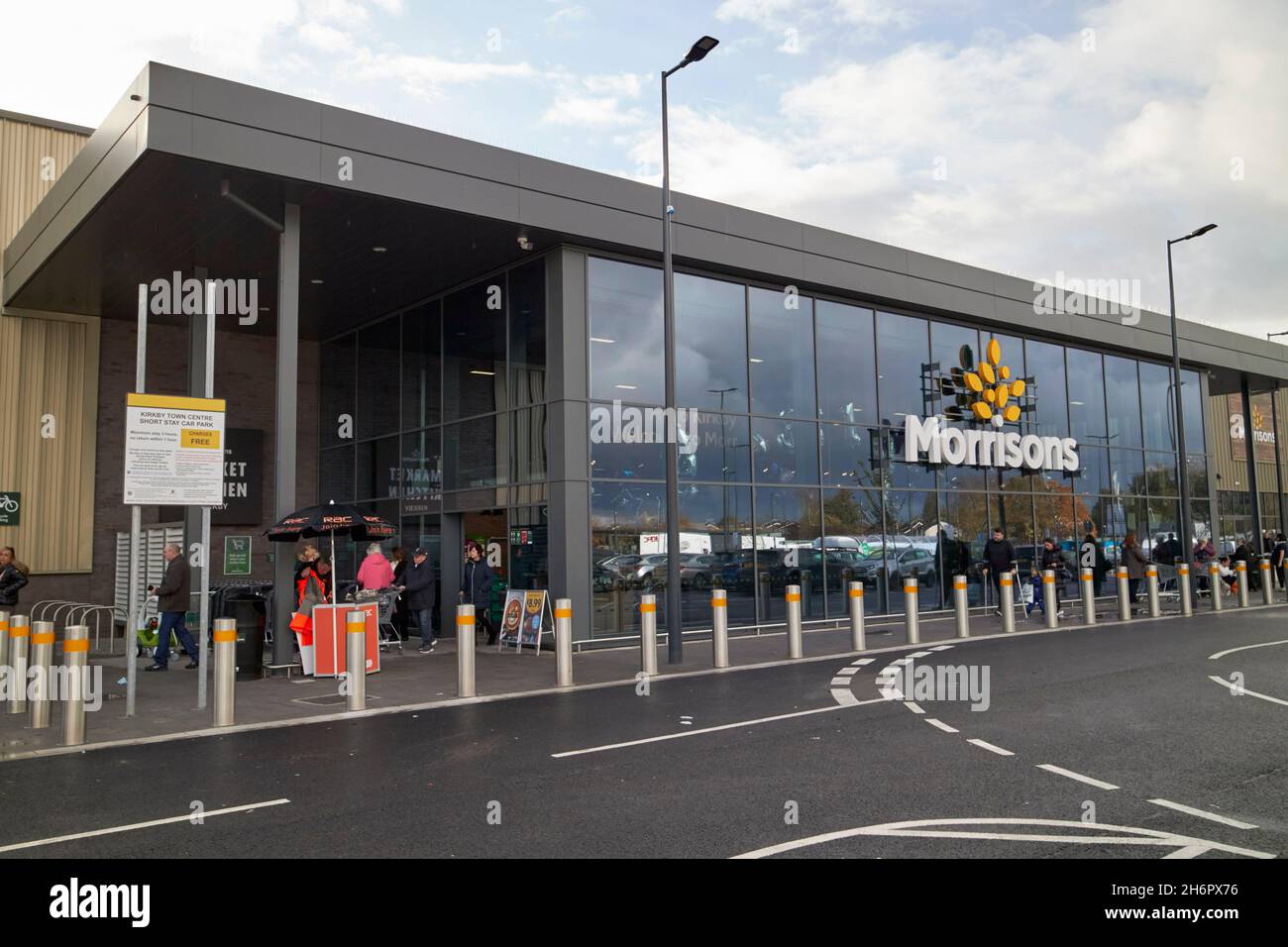 new morrisons supermarket in kirkby Liverpool merseyside uk Stock Photo ...
