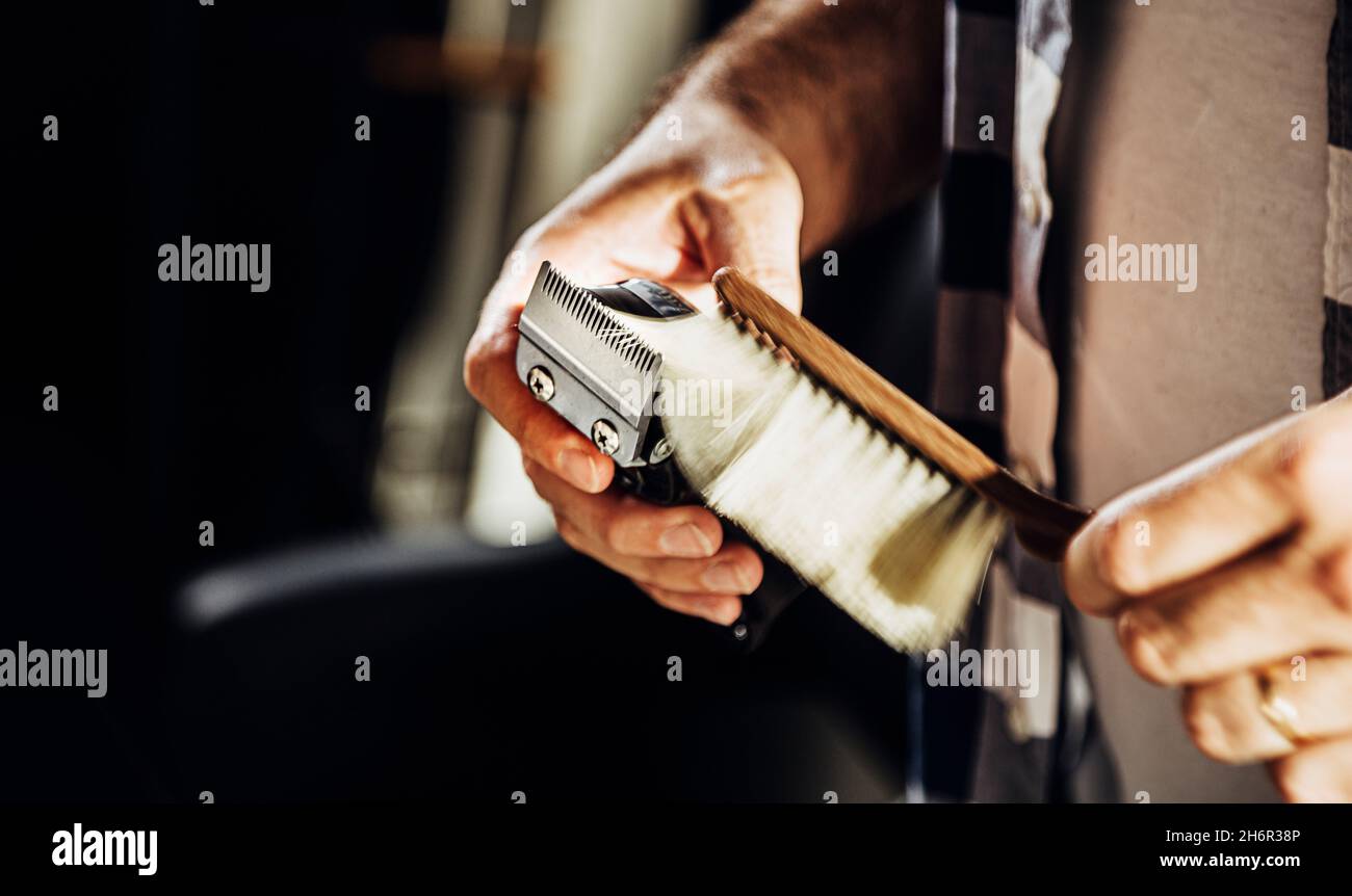 Cleaning of the mechanism hi-res stock photography and images - Alamy