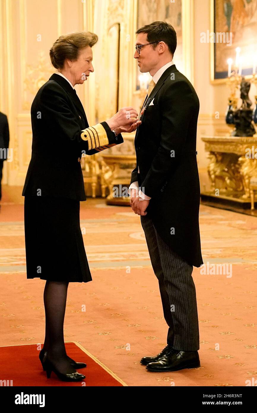Erdem Moralioglu is made a CBE (Commander of the Order of the British ...