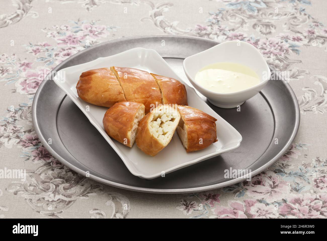 Fried steamed bun hi-res stock photography and images - Alamy