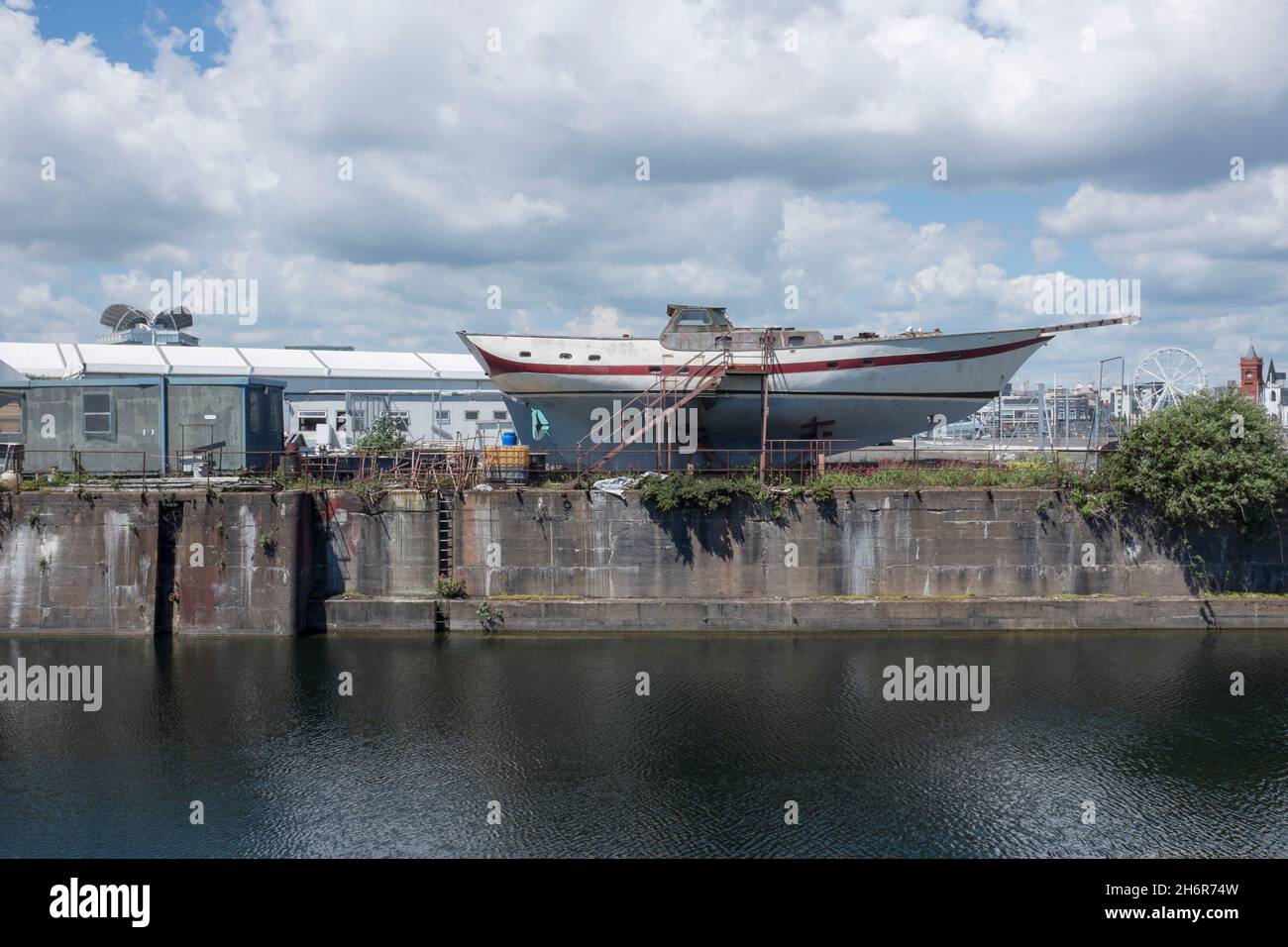 Yacht in Dry Dock at Cardiff Bay Docks Stock Photo - Alamy