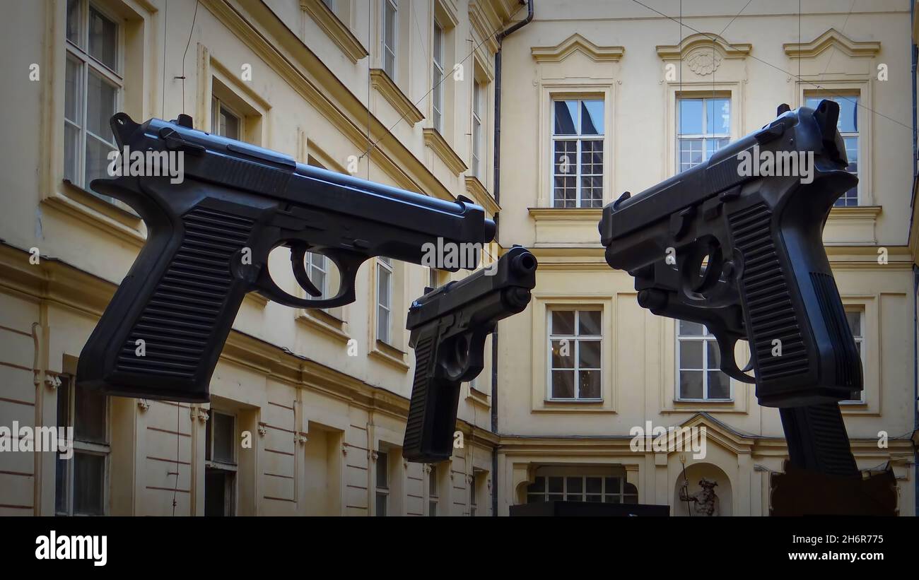 Four guns hi-res stock photography and images - Alamy