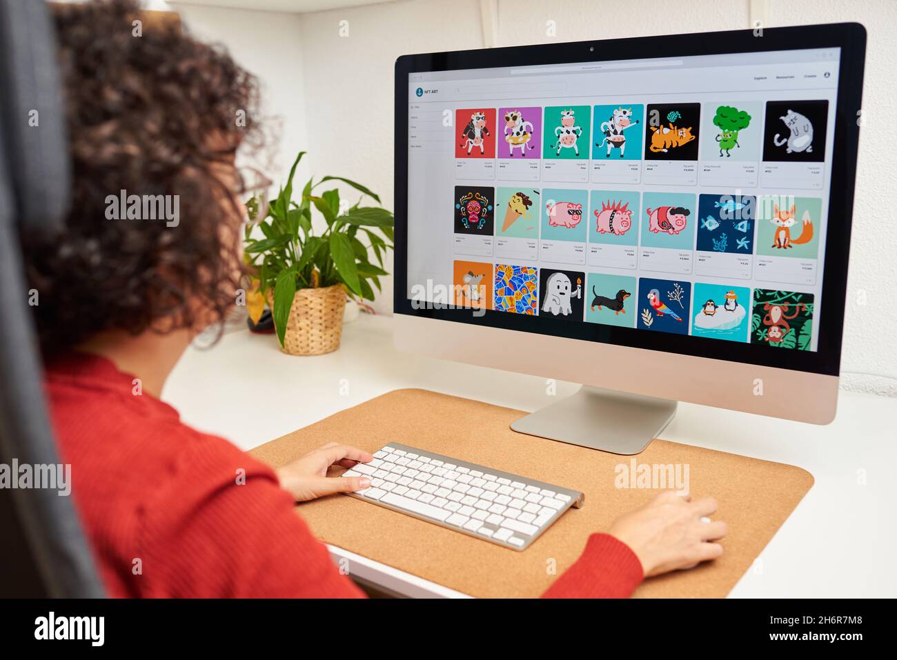 Digital investment hi-res stock photography and images - Alamy