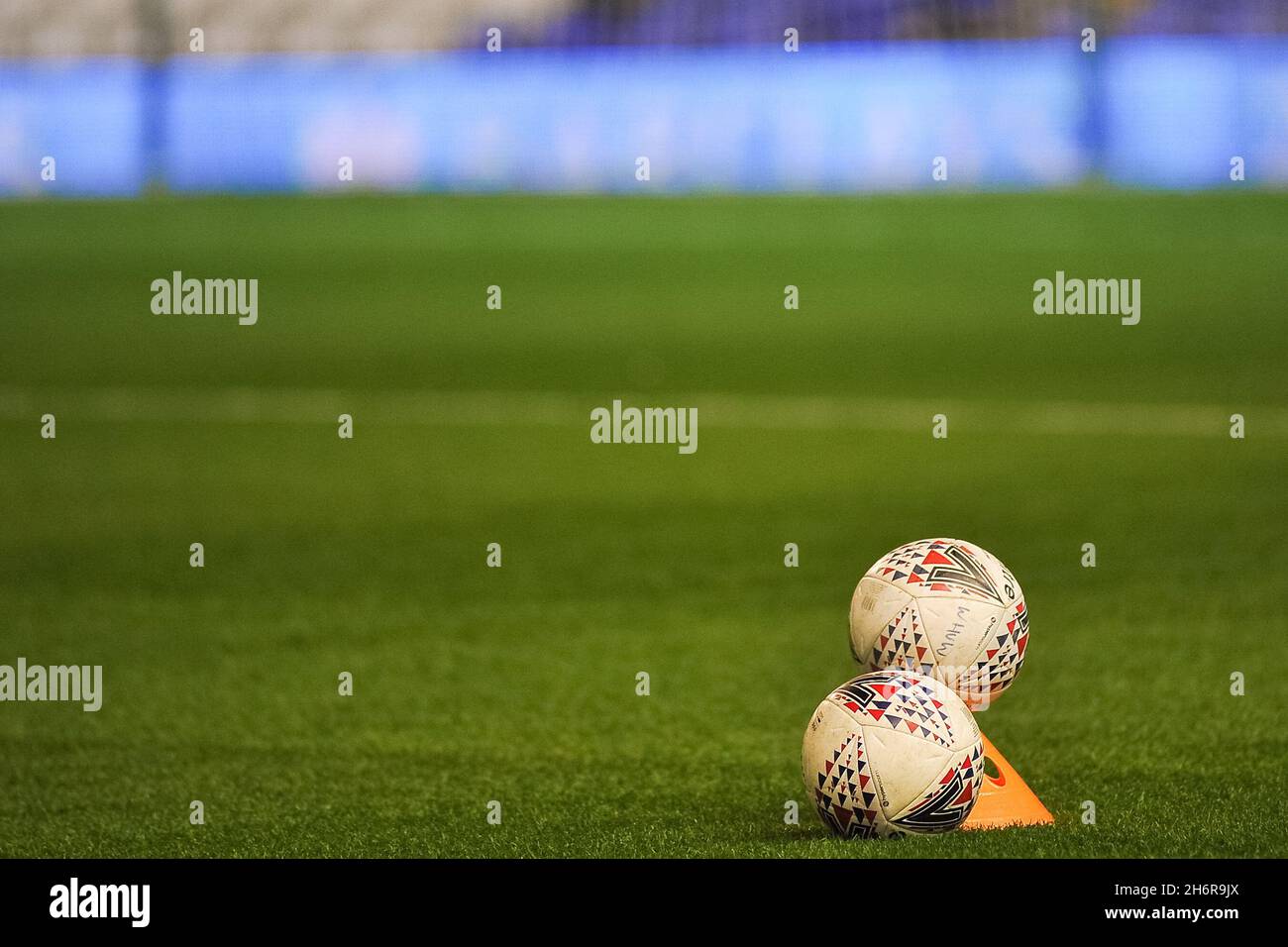 Conti cup trophy hi-res stock photography and images - Alamy