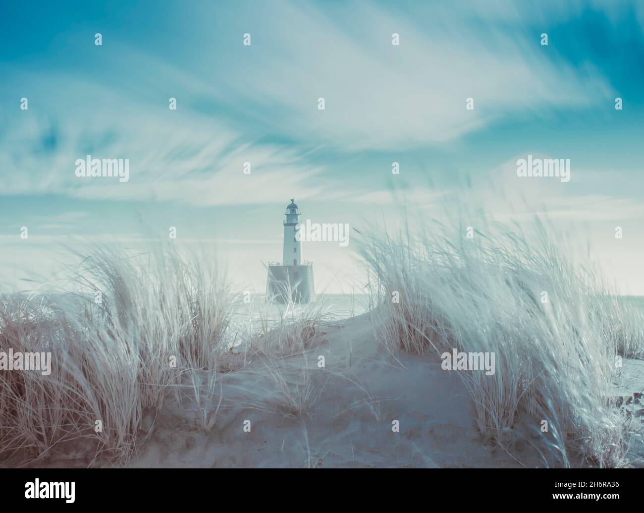 rattray head lighthouse aberdeenshire Stock Photo - Alamy