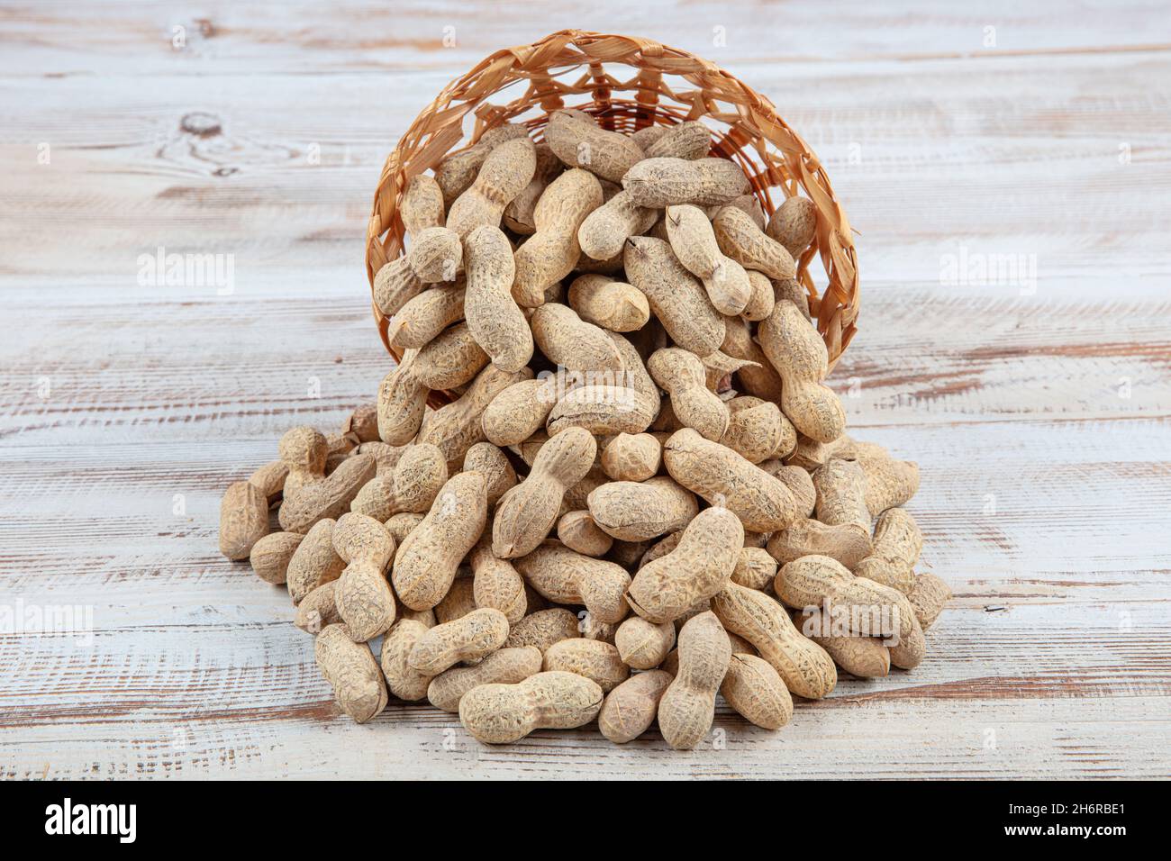 Peanuts with shell. Also groundnut or goober. Pile of unshelled, dry ...