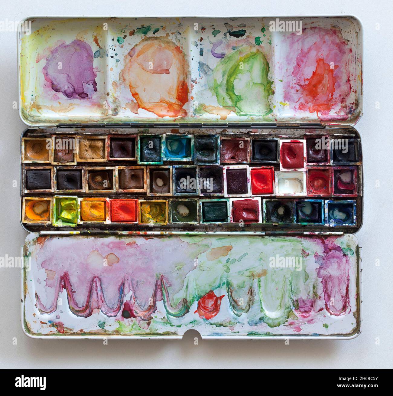 Watercolour paints hi-res stock photography and images - Alamy