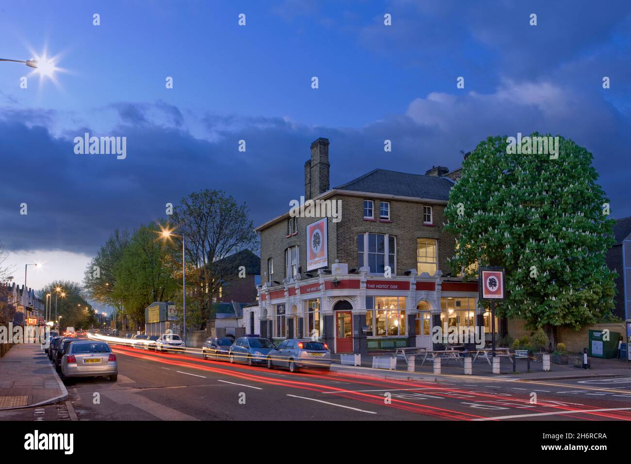 Honor oak pub hi-res stock photography and images - Alamy