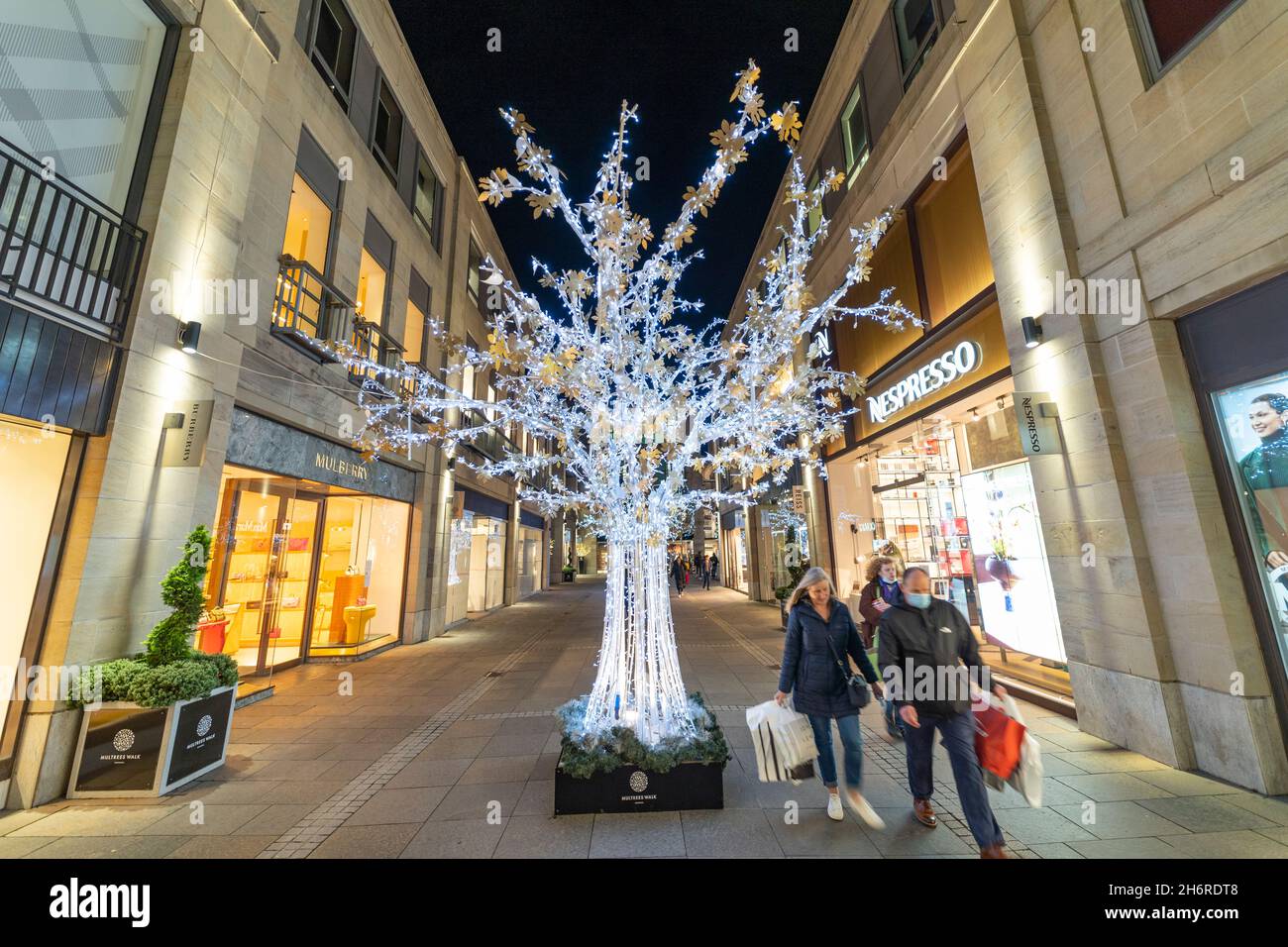 Multrees walk edinburgh at night hi-res stock photography and images ...
