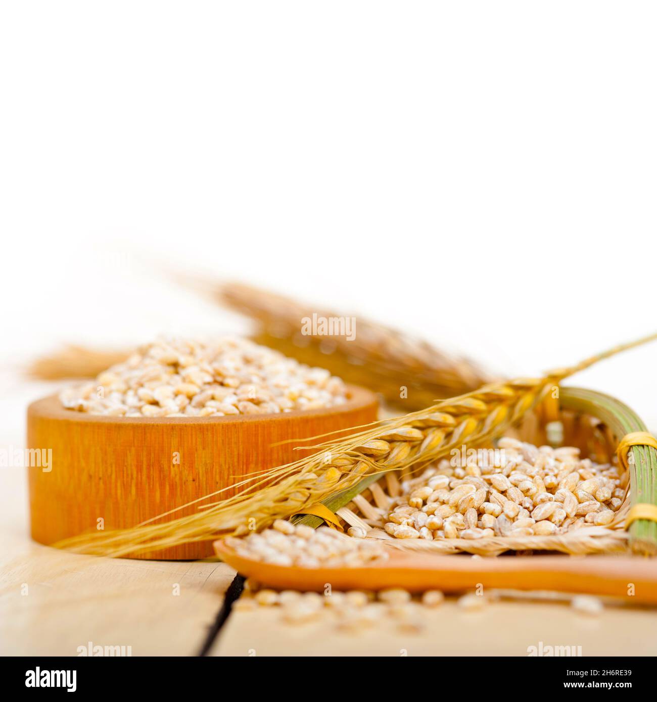 Whole grains and vegetables hi-res stock photography and images - Alamy