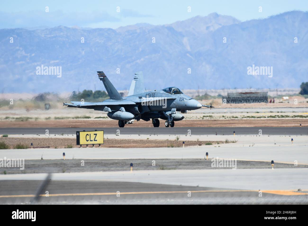 Vmfa 312 hi-res stock photography and images - Alamy