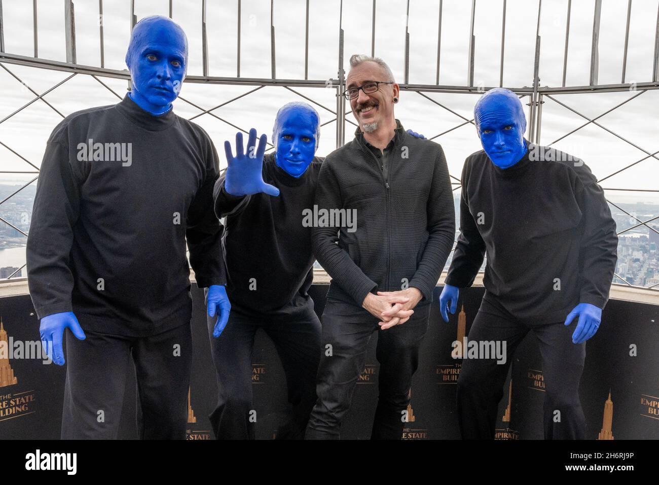 30th anniversary blue man group hi-res stock photography and images - Alamy