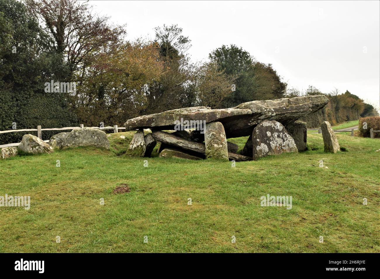Arthurs stone dorstone herefordshire neolithic hi-res stock photography ...