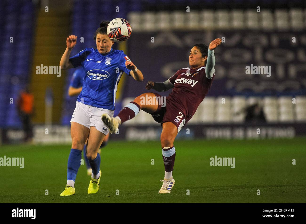 high challenge from Zaneta Wyne ( 2 West Ham United) During the Womens ...