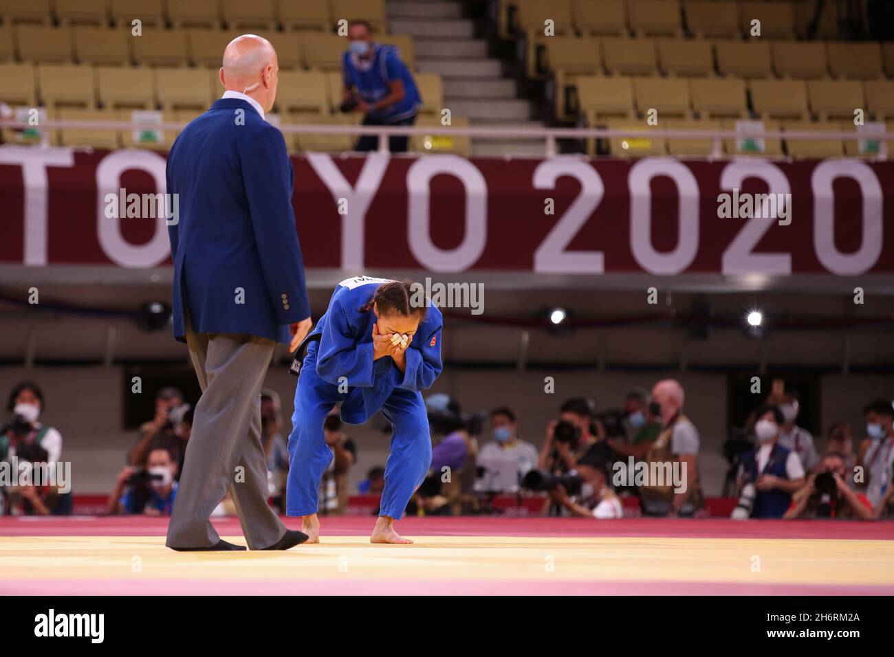 JULY 24th, 2021 - TOKYO, JAPAN: Urantsetseg MUNKHBAT (blue) wins the ...