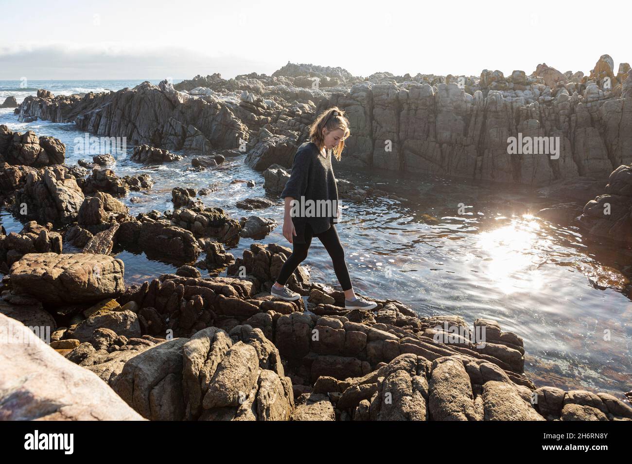 Exploring rock pools hi-res stock photography and images - Alamy