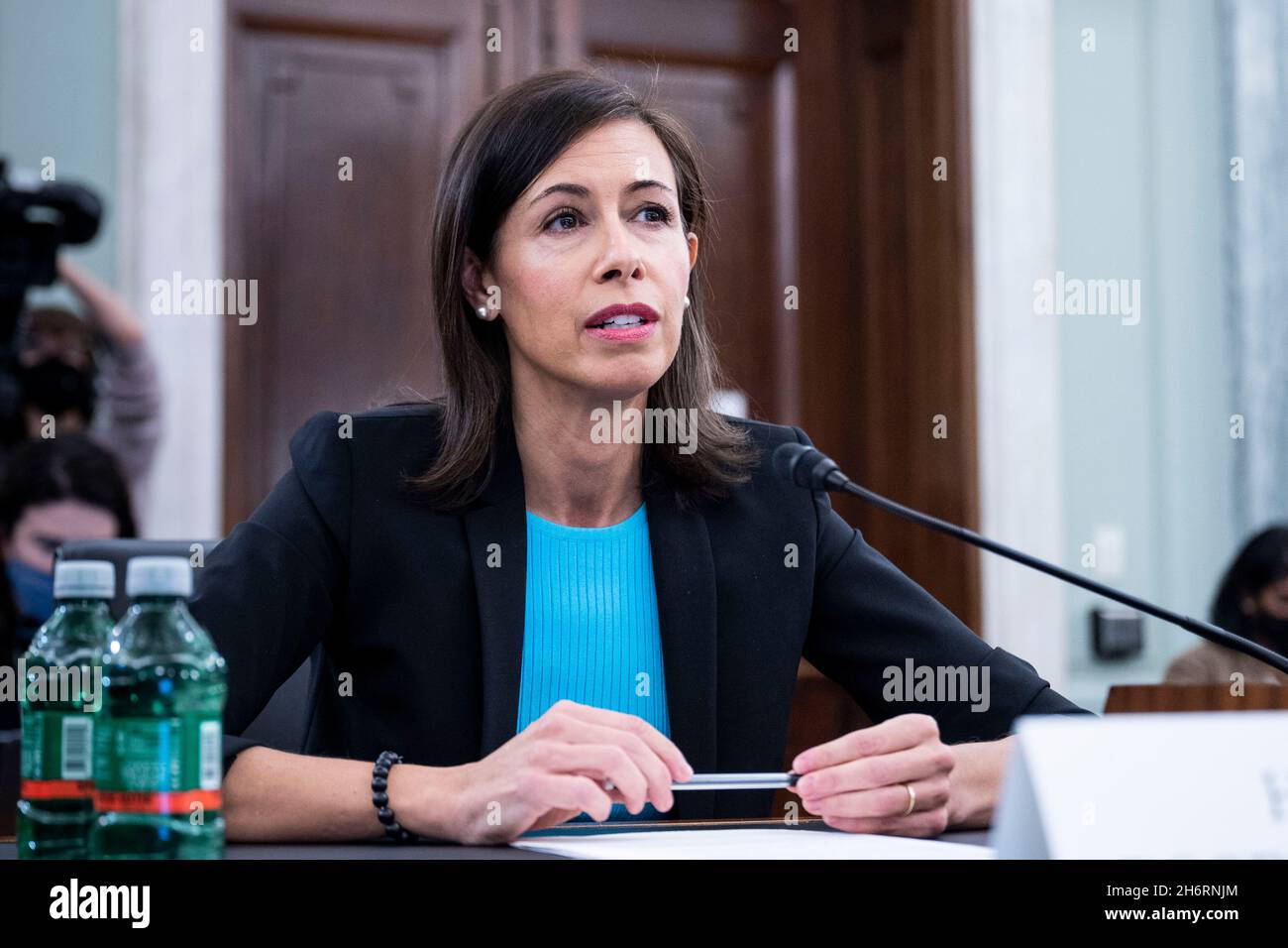 Jessica rosenworcel hi-res stock photography and images - Alamy