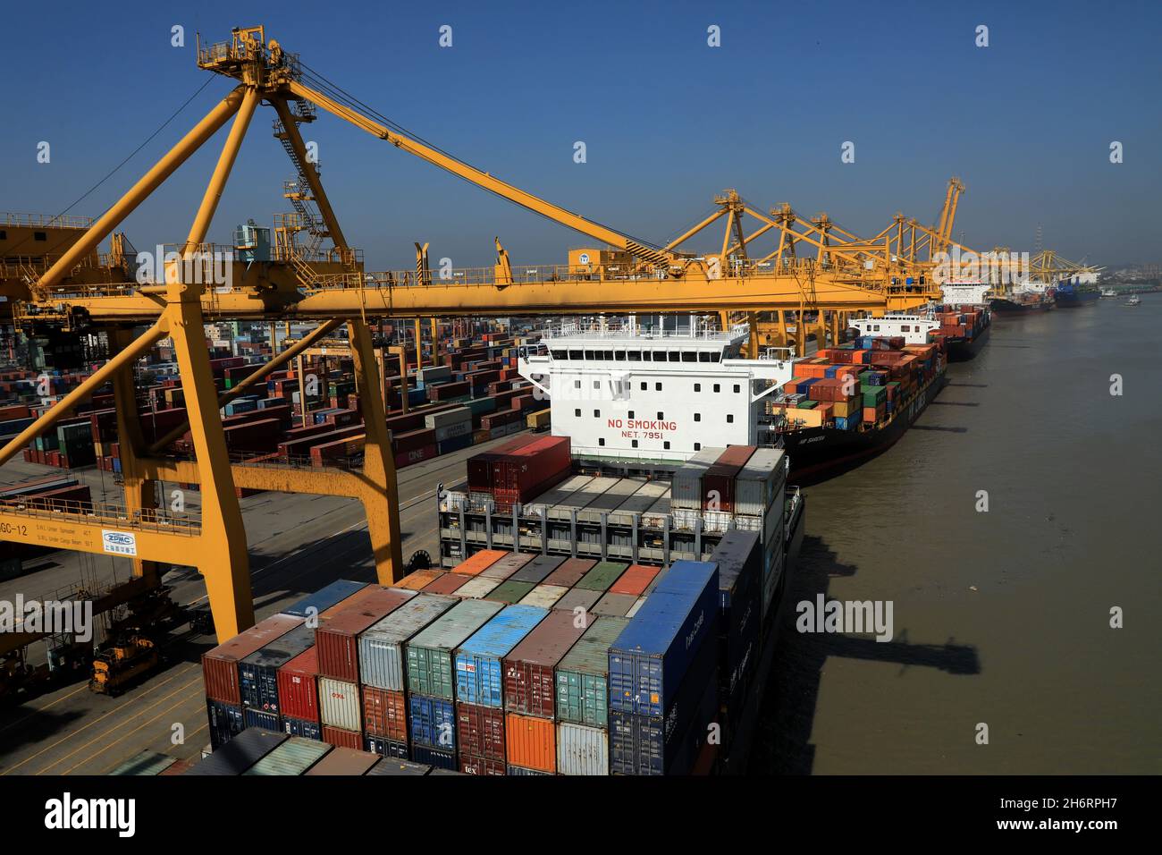 Chittagong, Bangladesh. 17th Nov, 2021. Aerial view of containers and ...