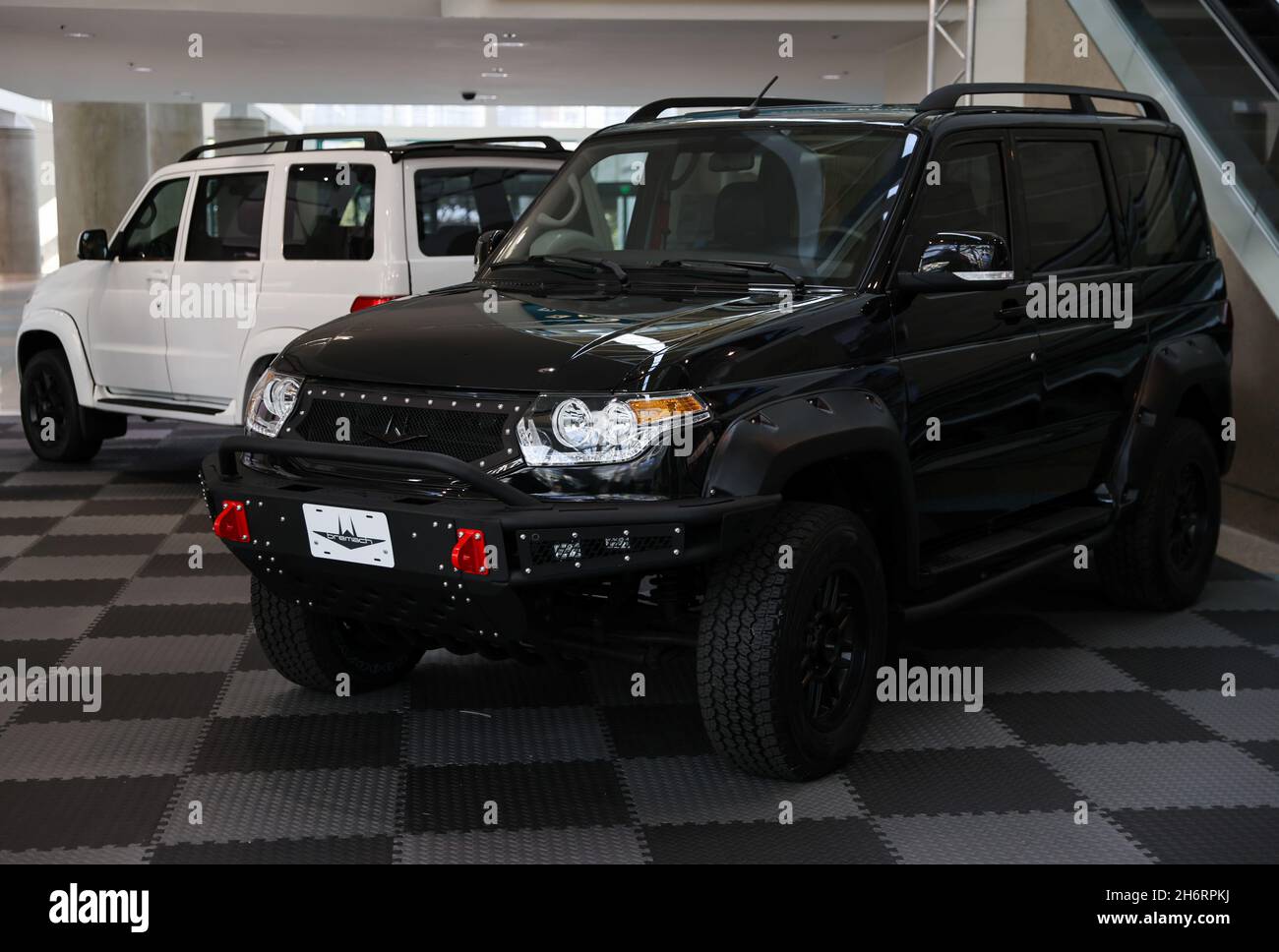 Uaz patriot hi-res stock photography and images - Alamy