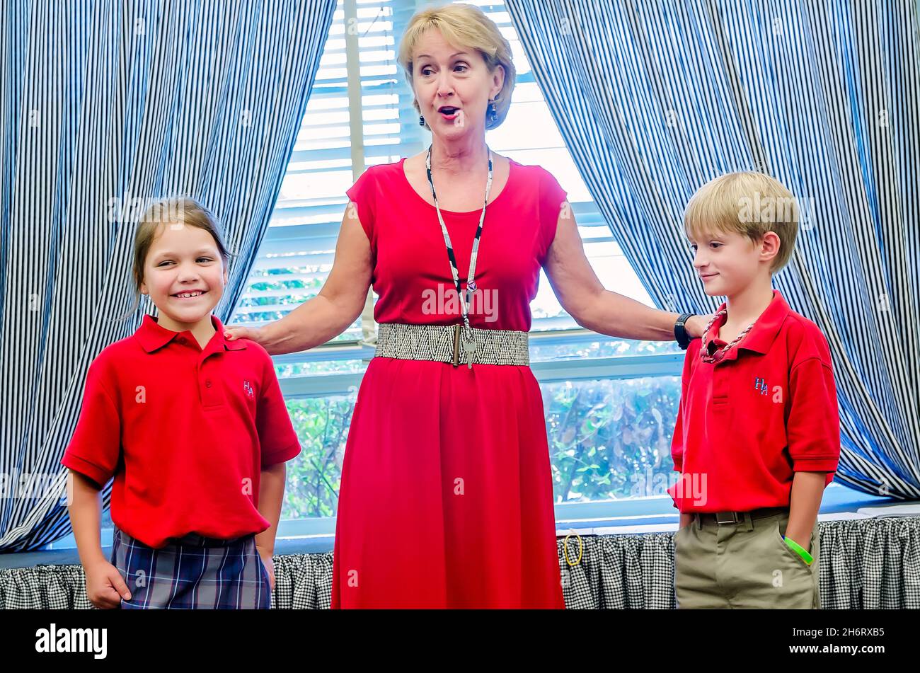 Second grade classroom hi-res stock photography and images - Alamy