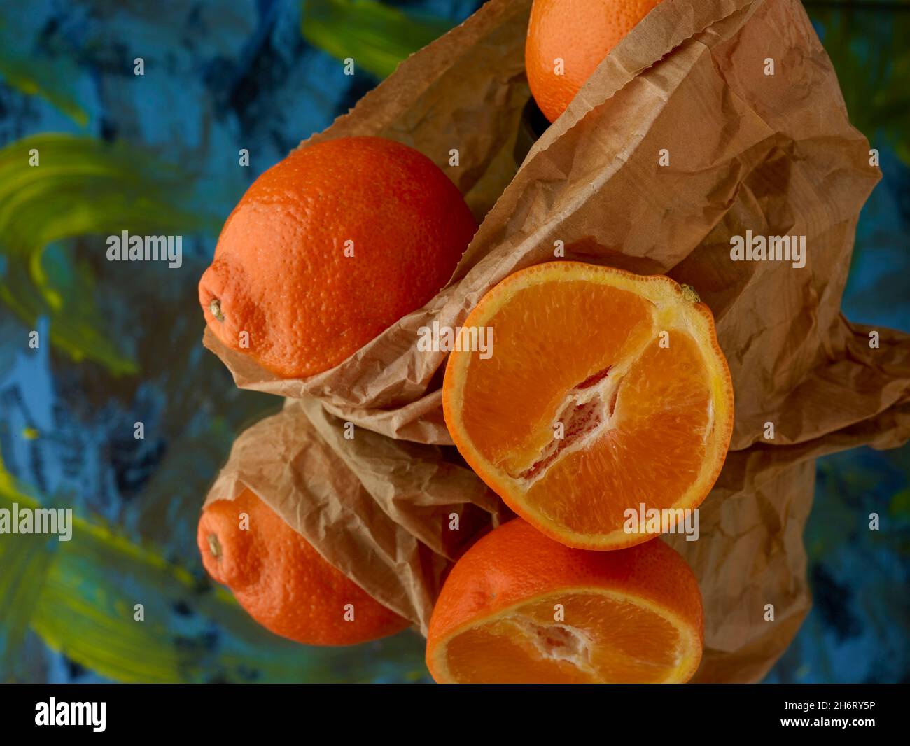Super juicy Mineola (Grapefruit / Tangerine} natural fruit still-life ...
