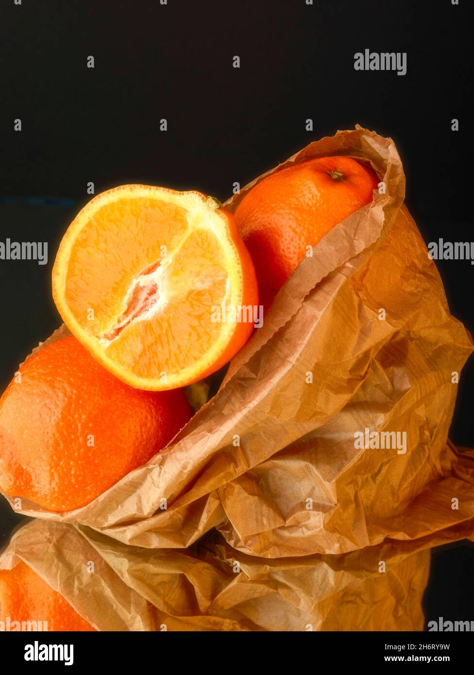 Super juicy Mineola (Grapefruit / Tangerine} natural fruit still-life ...