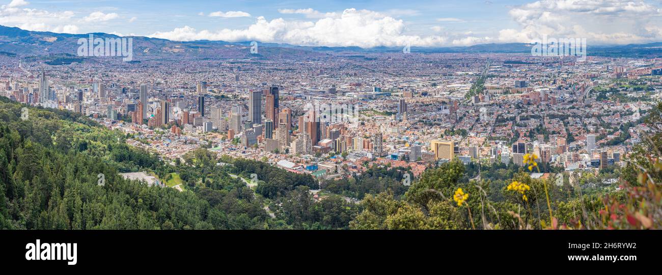 Modern buildings bogota hi-res stock photography and images - Alamy