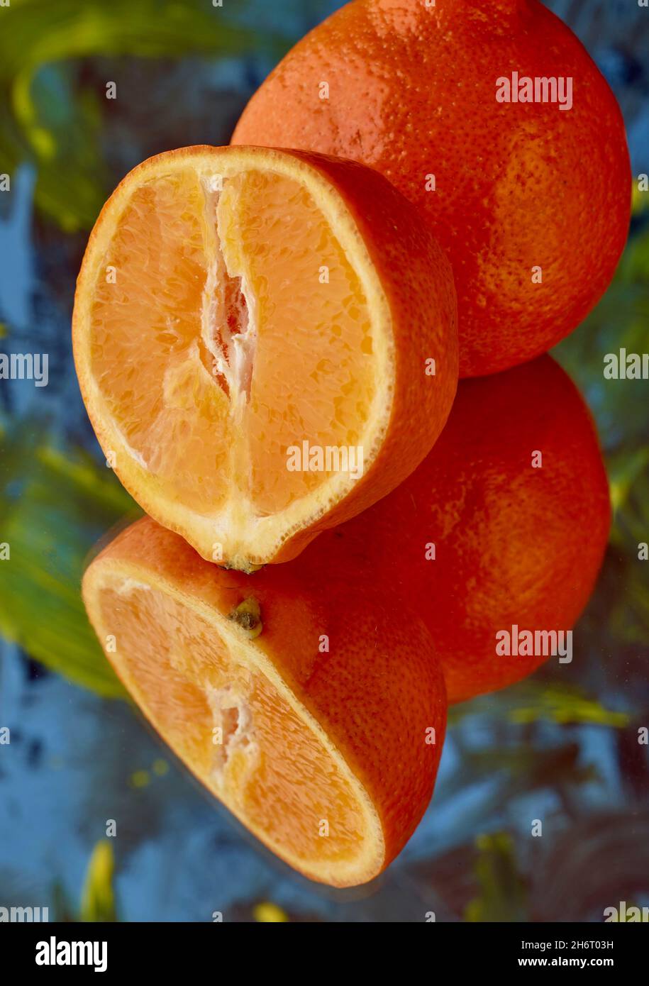 Super juicy Mineola (Grapefruit / Tangerine} natural fruit still-life ...