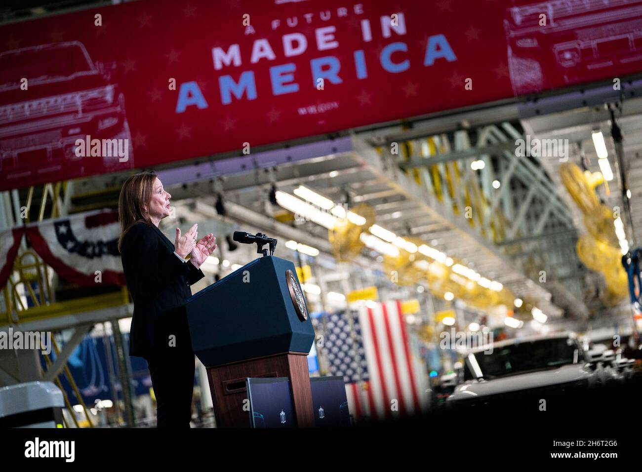 Detroit, USA. 17th Nov, 2021. General Motors CEO Mary Barra spoke prior ...