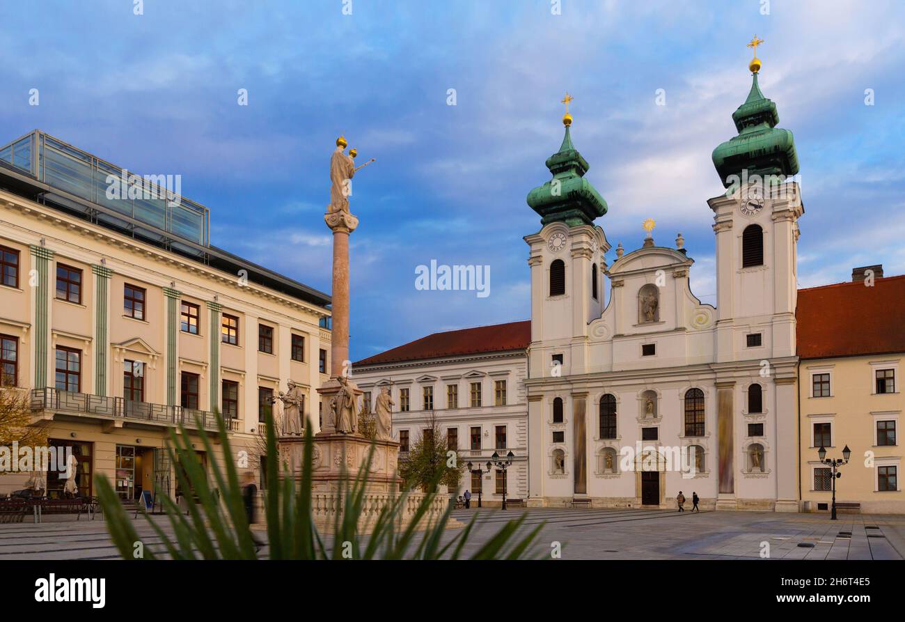 Gyor hungary cathedral hi-res stock photography and images - Alamy
