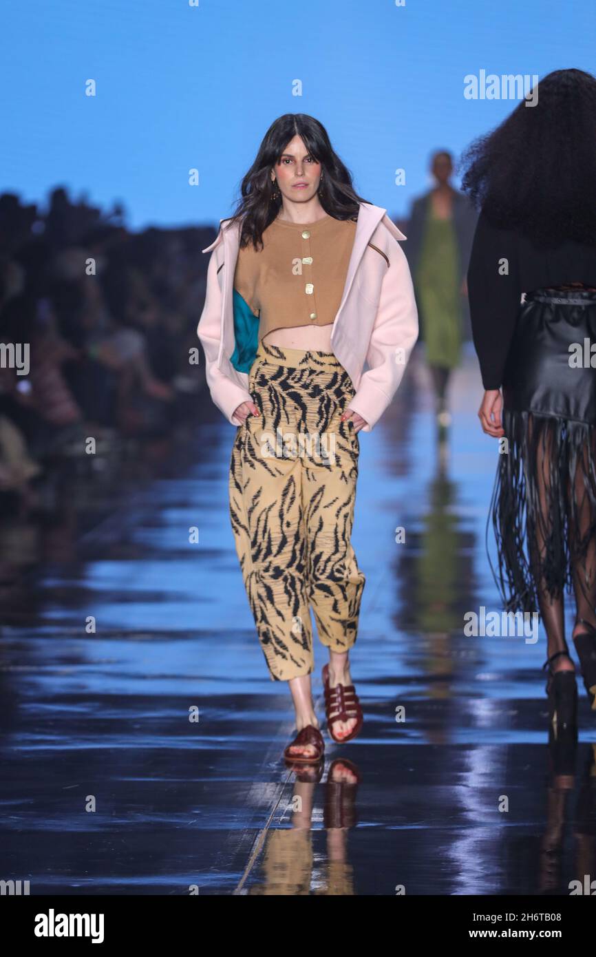 Sao Paulo, Brazil, 17/11/2021, Model during the fashion show Lilly ...