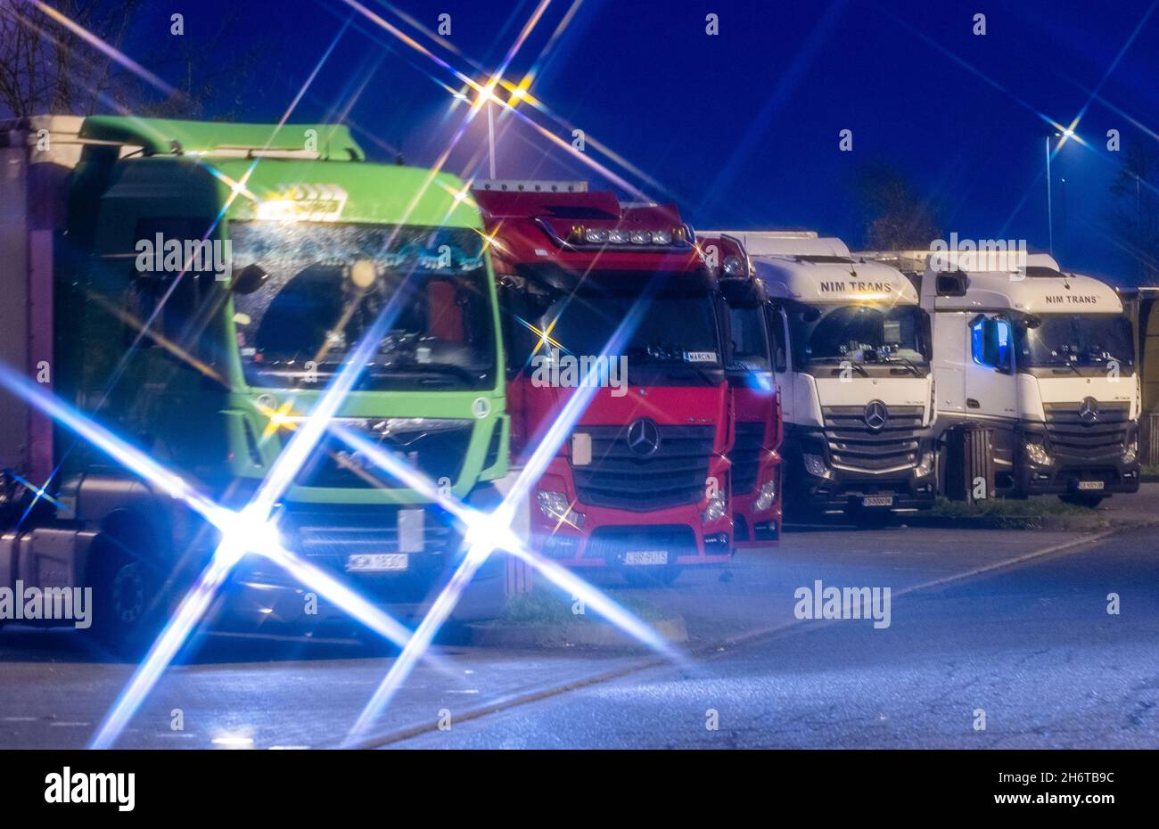 Neukloster, Germany. 16th Nov, 2021. Parking long-distance trucks at ...