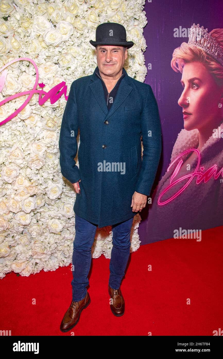 NEW YORK, NEW YORK - NOVEMBER 17: Rob Shuter attends the opening night ...