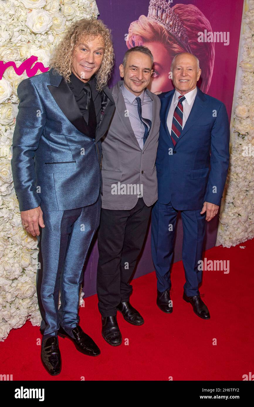 NEW YORK, NEW YORK - NOVEMBER 17: Composer David Bryan of Bon Jovi, Joe ...