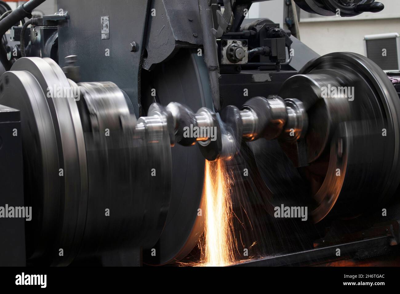 Grinding vehicle hi-res stock photography and images - Alamy