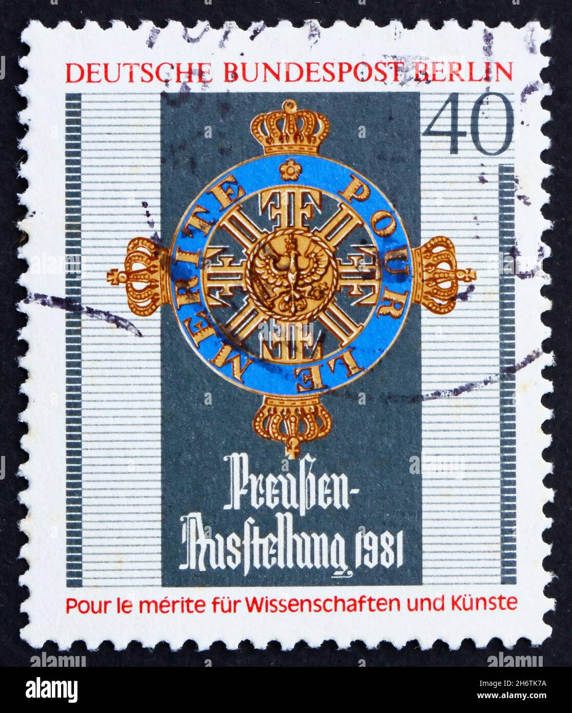 Letter of merit medal hi-res stock photography and images - Alamy