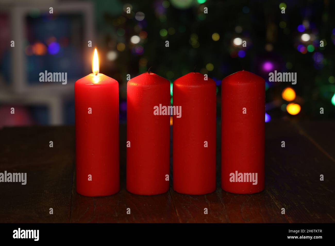 Candlelight advent season 1 hi-res stock photography and images - Alamy