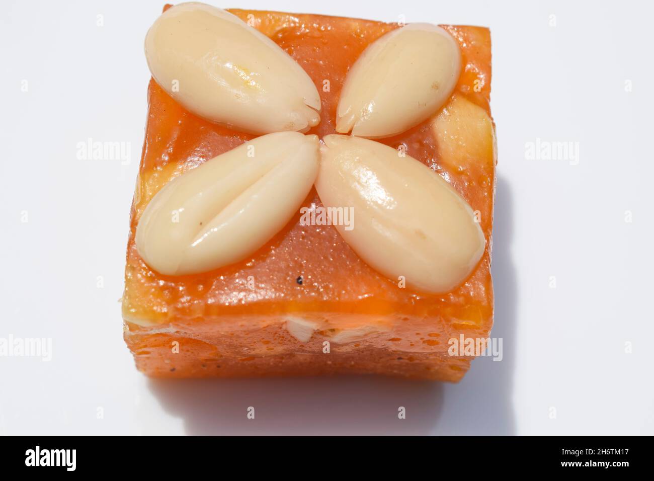 Karachi Halwa a form of Bombay halwa is Indian Pakistani sweet dish ...