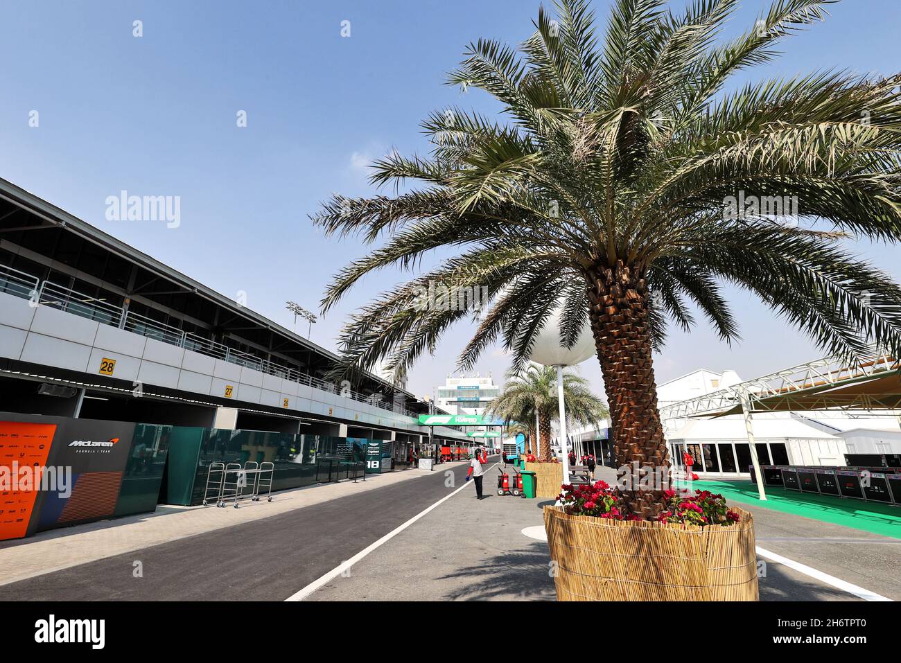 Doha, Qatar. Thursday 18th November 2021. Paddock atmosphere. Qatar ...