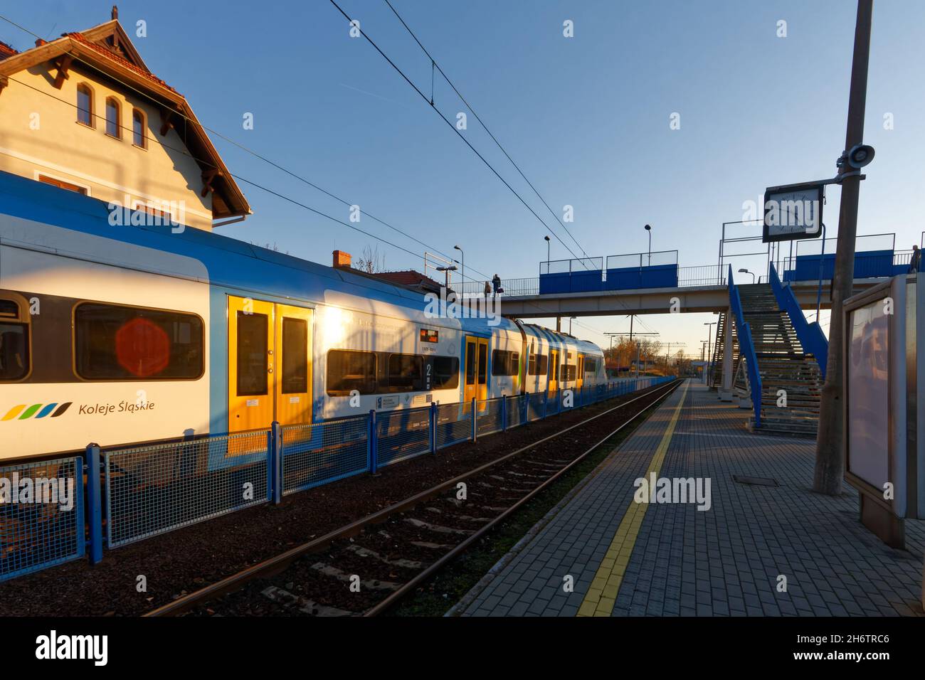 Platforms and trains at the Żywiec (SL) railway station Stock Photo - Alamy