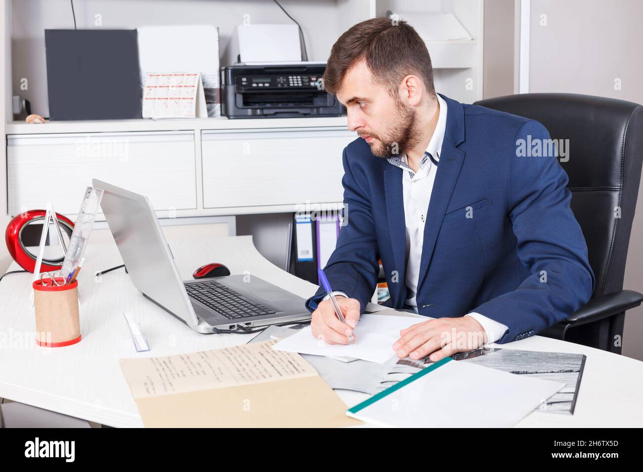 Responsibility salesman hi-res stock photography and images - Alamy
