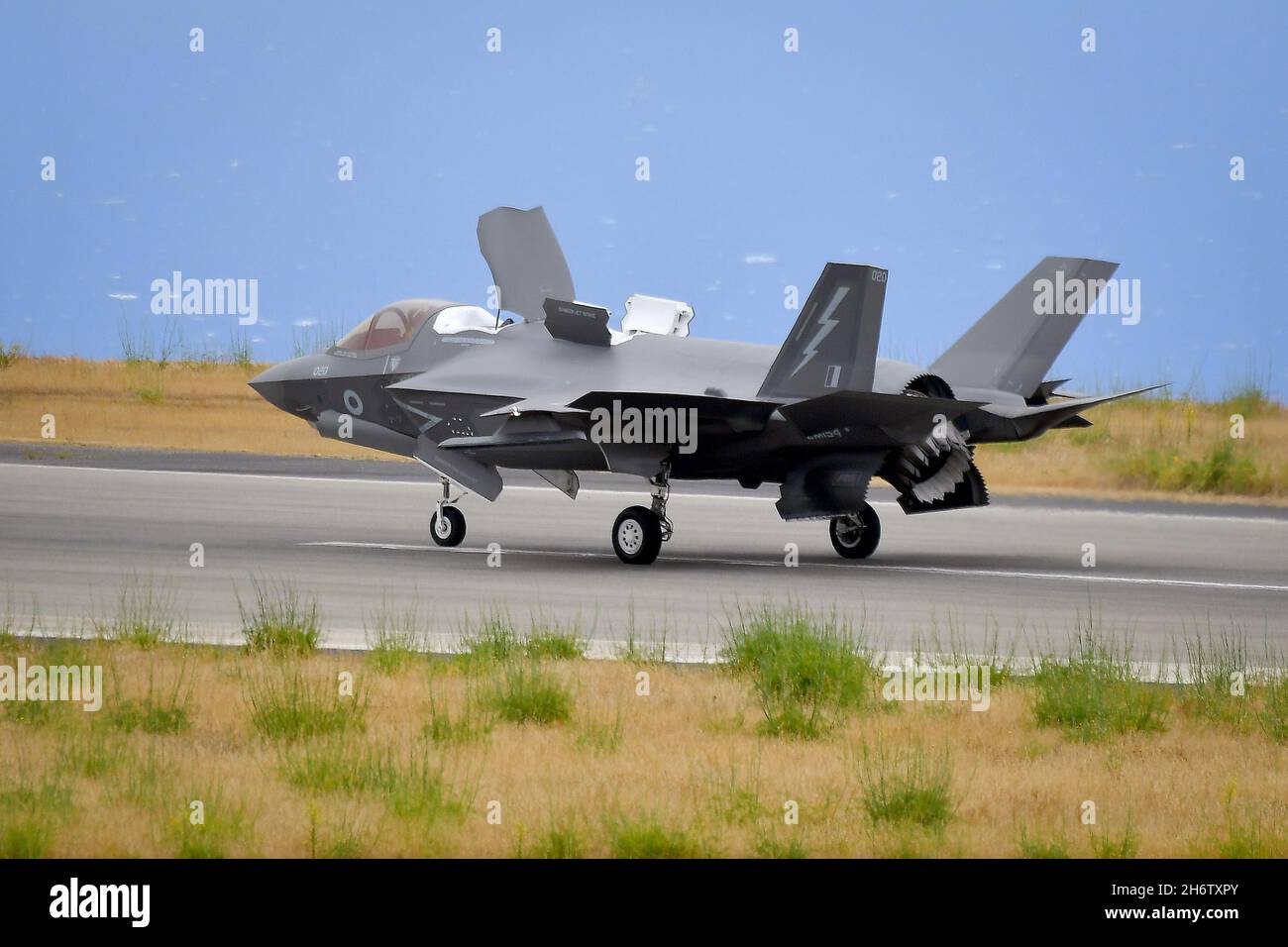 A RAF Lockheed Martin F-35BLightning II on the British aircraft carrier ...