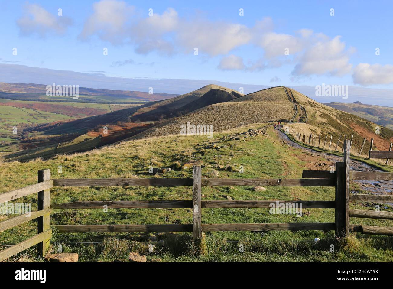 Knoll ridge hi-res stock photography and images - Alamy