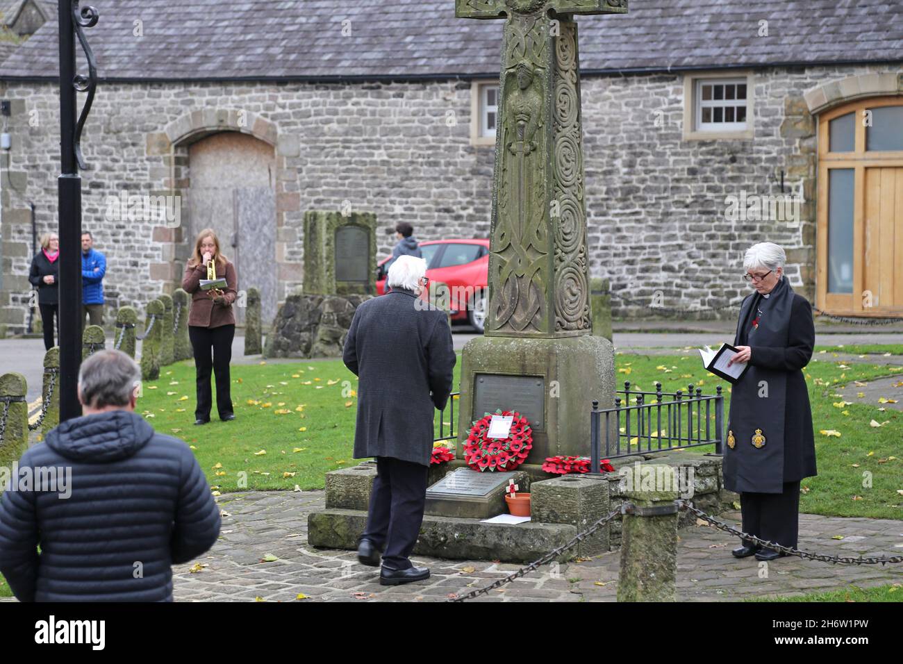 Act of Remembrance, 14 November 2021, War Memorial, Castleton, Hope ...