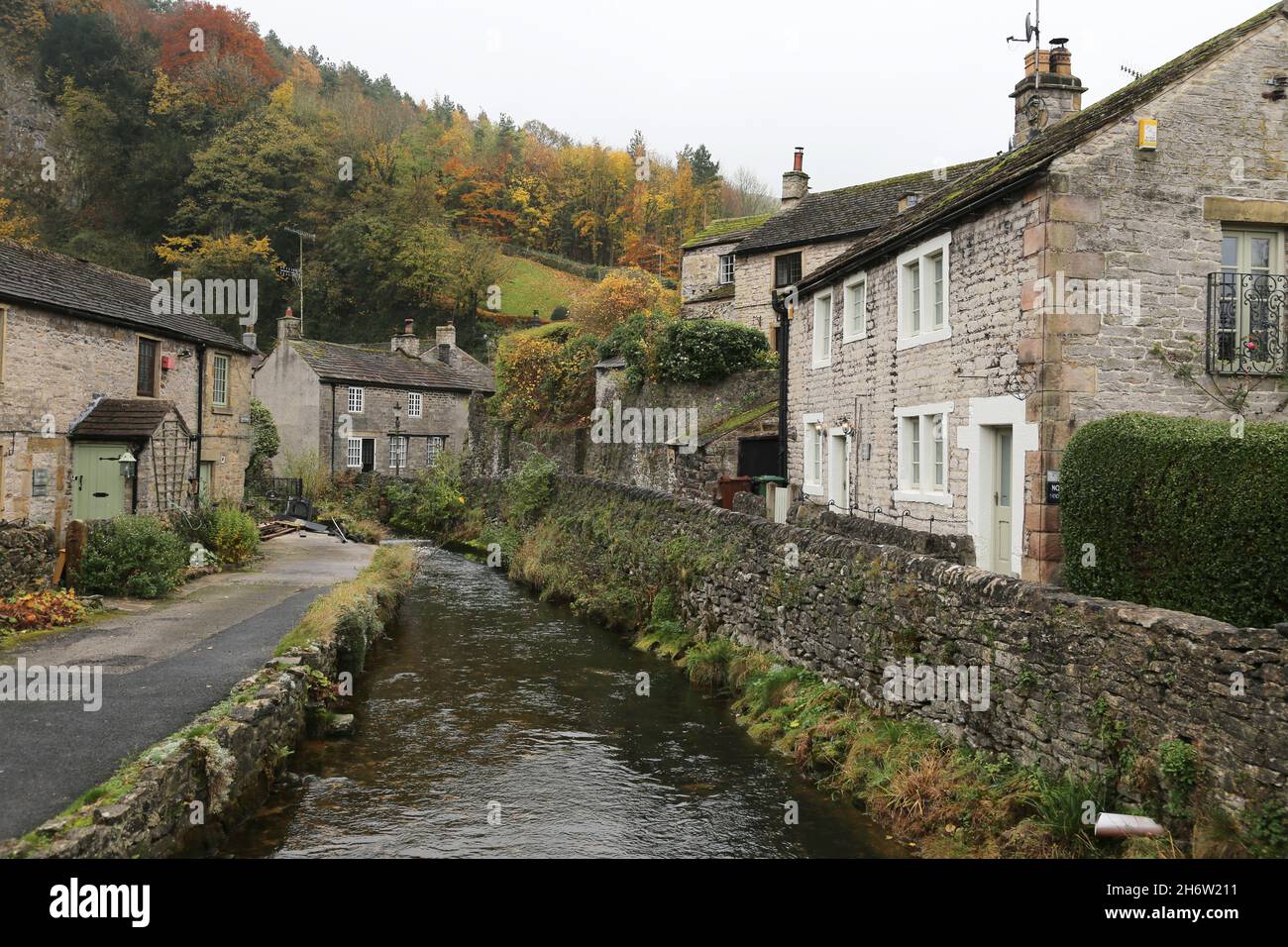 Castleton river hi-res stock photography and images - Alamy