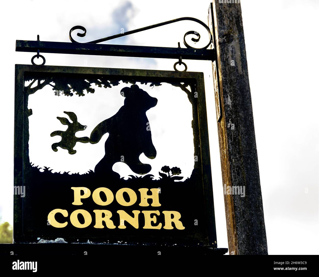 Winnie the pooh with piglet hi-res stock photography and images - Alamy