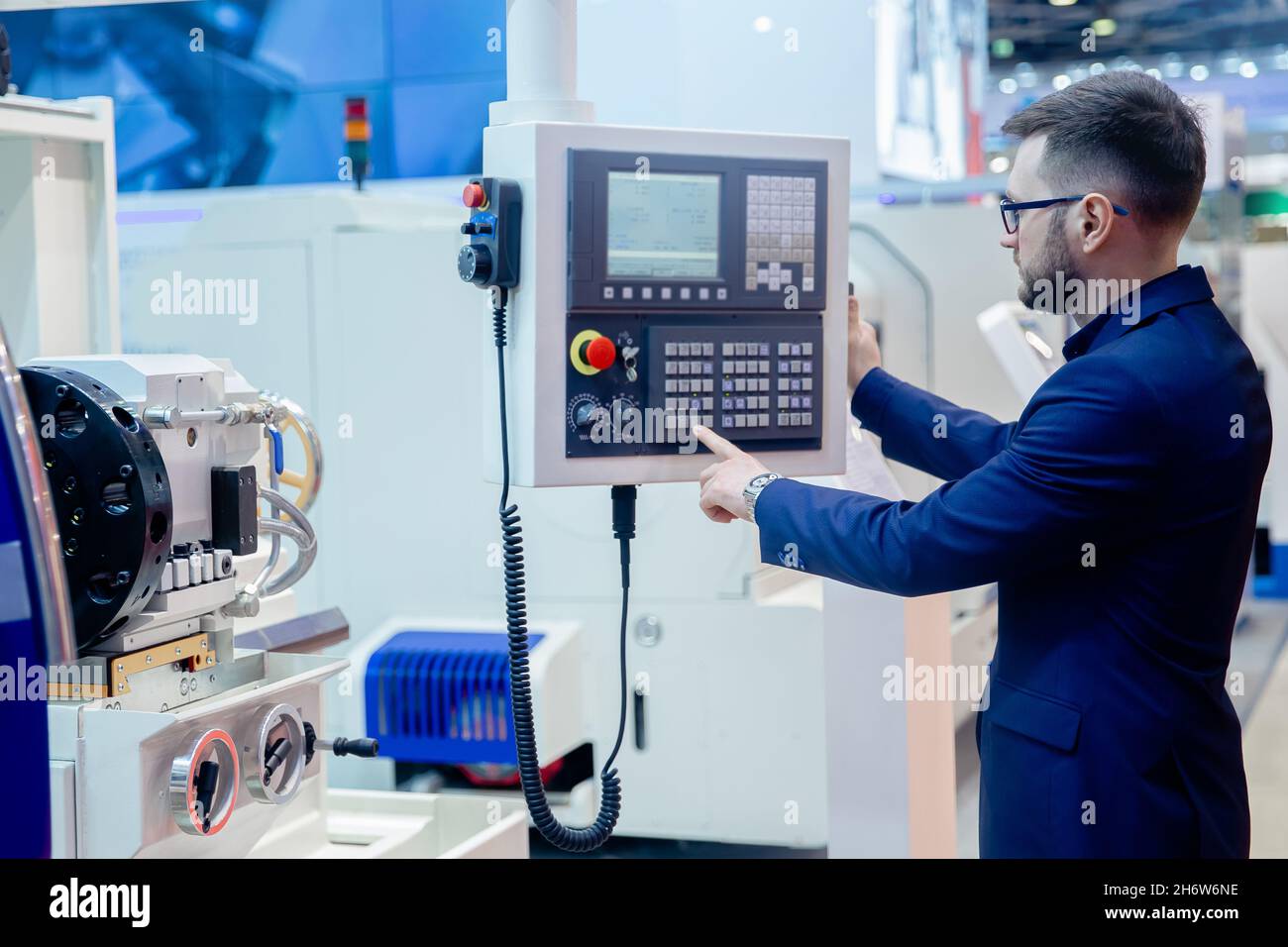 Entering data machine factory hi-res stock photography and images - Alamy