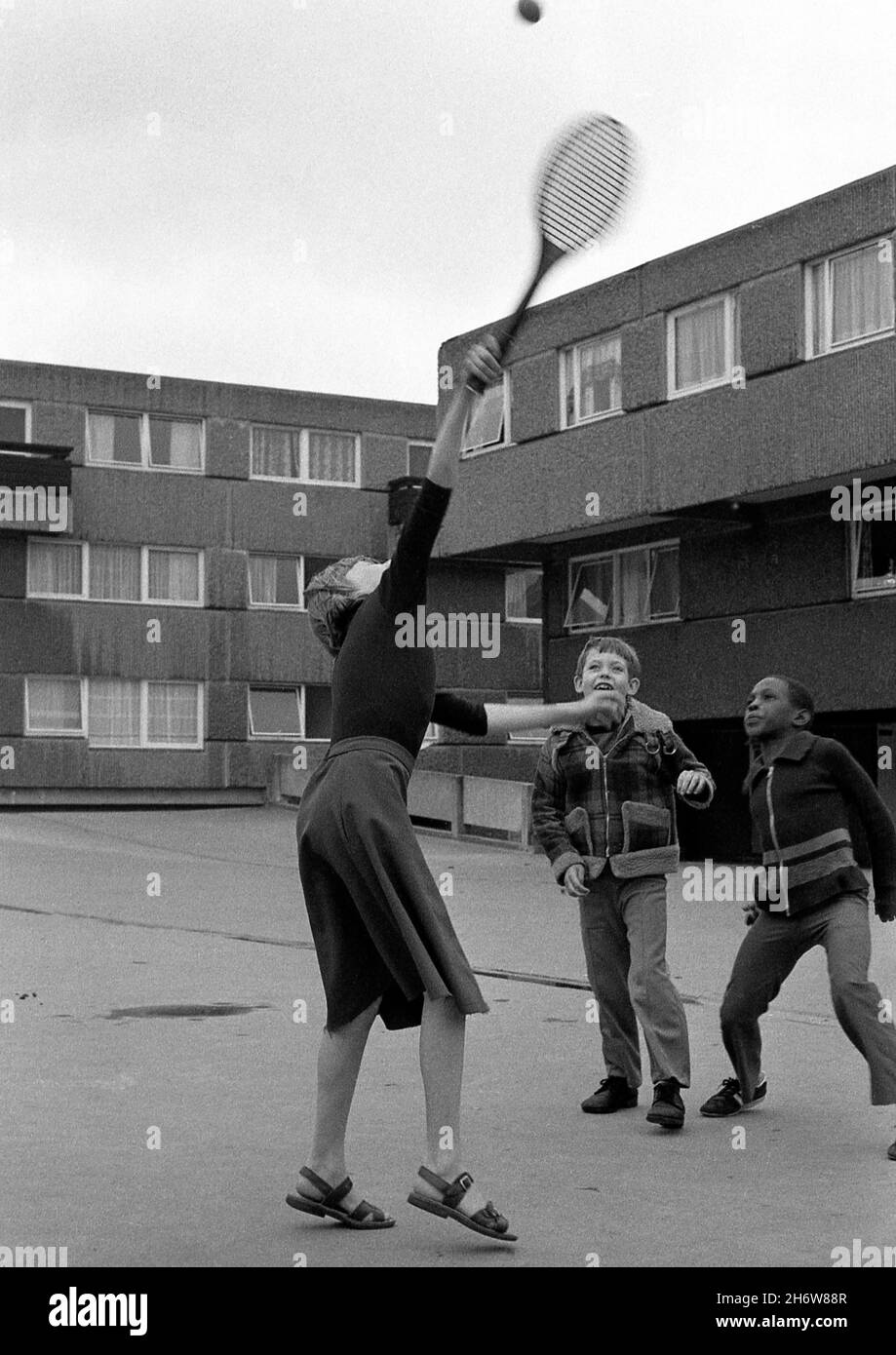 Council estate children Black and White Stock Photos & Images - Alamy