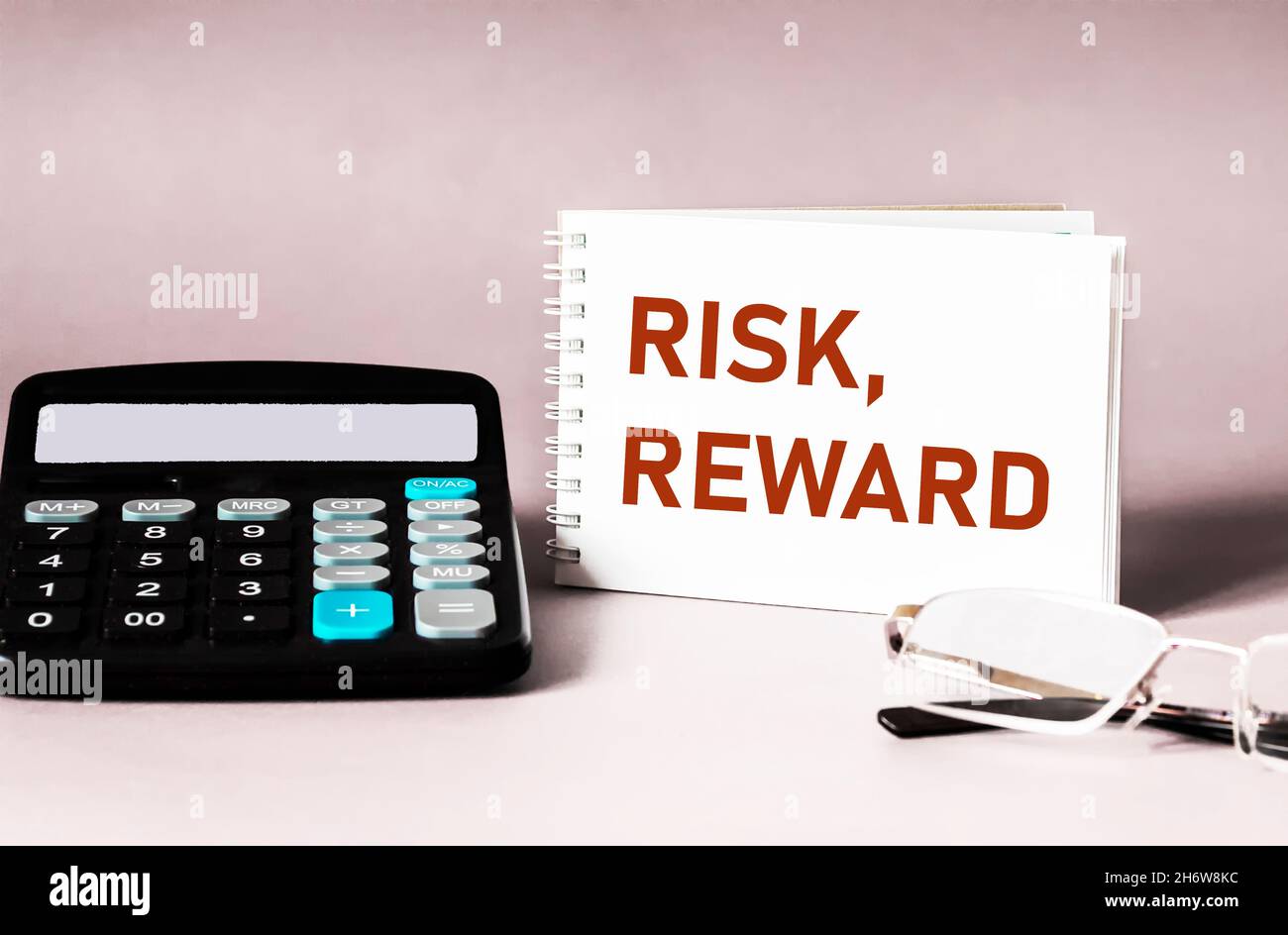Risk reward scale hi-res stock photography and images - Alamy